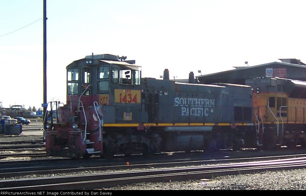 UP 1434 at Roseville yard